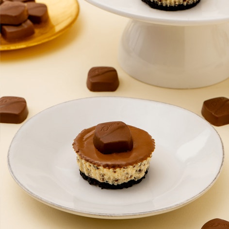 DOVE PROMISES Milk Chocolate & Caramel | Dove